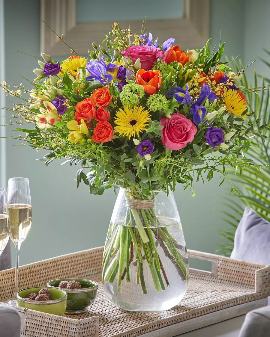 Happy messages | Birthday | Interflora Eesti. Flower Delivery